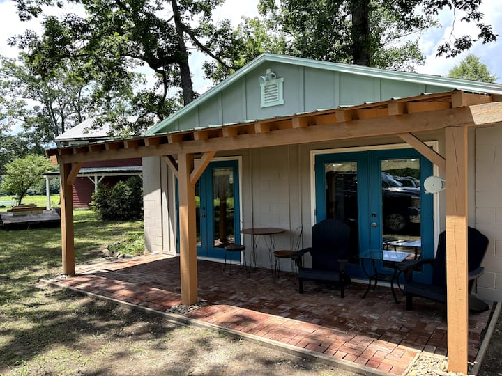 Whole Cottage 1 Bedroom 1 Bath - Hendersonville, NC