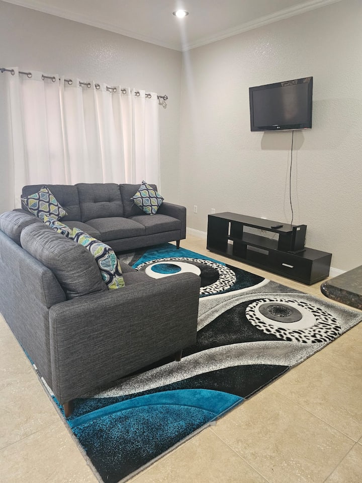 Private Escape! - Cayman Islands