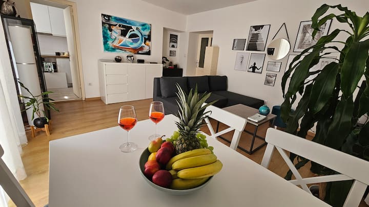 Art Gallery Apartman - Pula