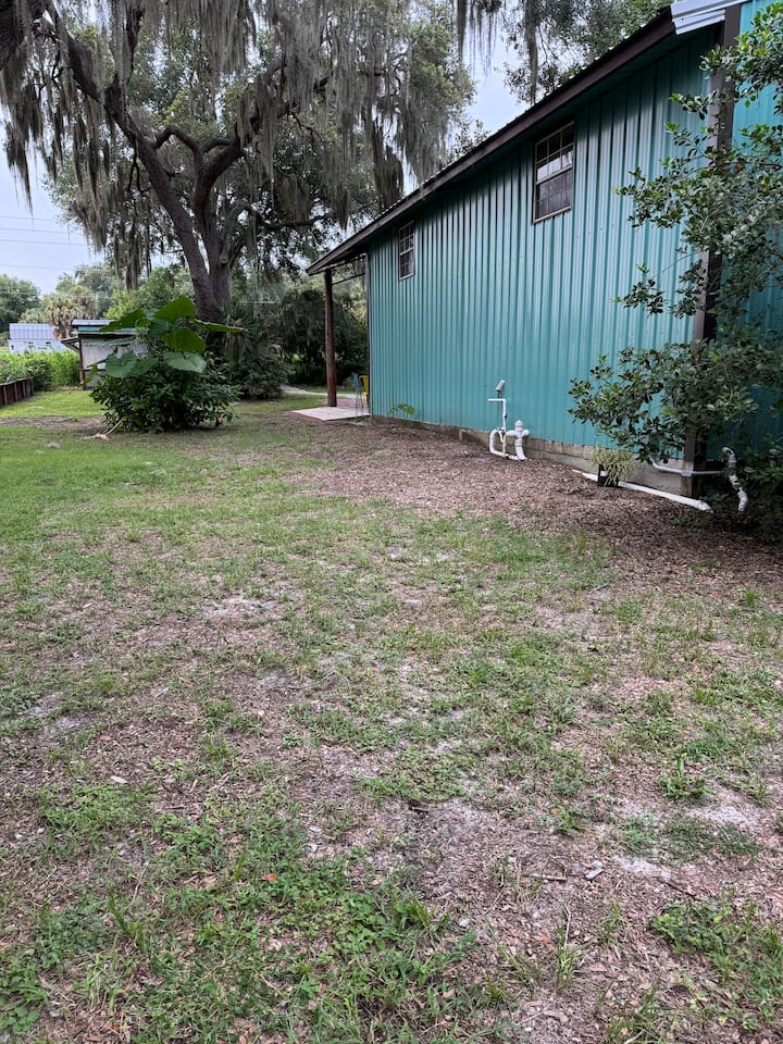 Bring Your Own Rv To The Farm - Leesburg, FL