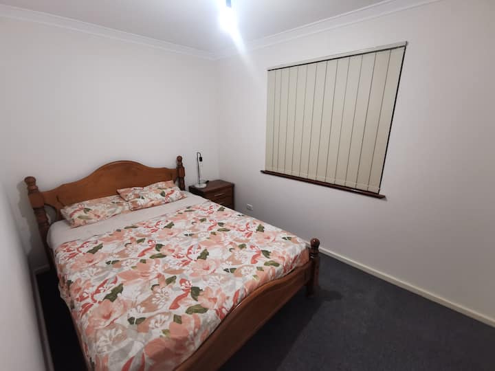 Quiet And Comfortable - Armadale