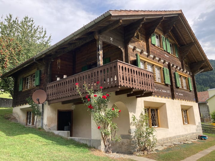 Holiday House Mira Rein - Obersaxen
