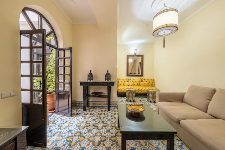 Riad Sharqi Luminous A Sunny In Old Town-breakfast - Marrakesh