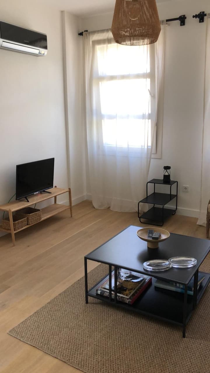 Merkezde Mükemmel Taş Ev - Alaçatı