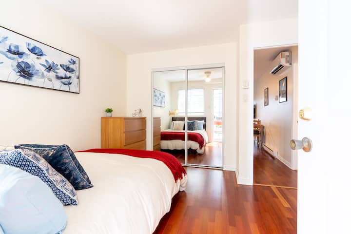 Apartment In Montreal's Little Italy - Montreal