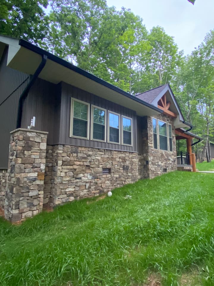 Cottage 2 Near Jvd Vineyard-merlot - Stone Mountain State Park, Roaring Gap
