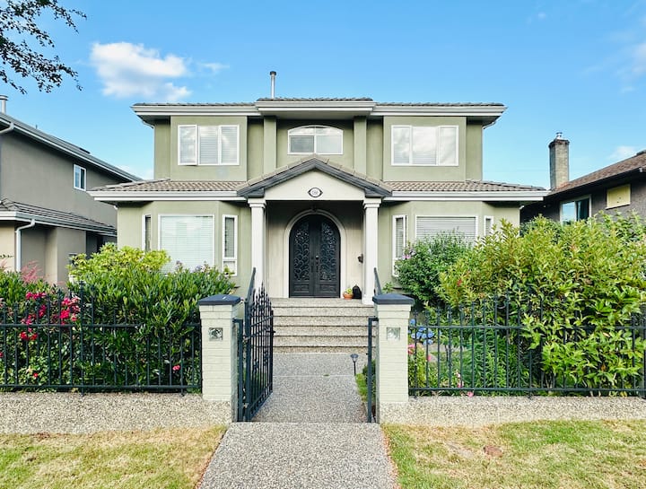 Spacious 5br 3.5ba | 10mins To Dt | Parking+pet - Vancouver