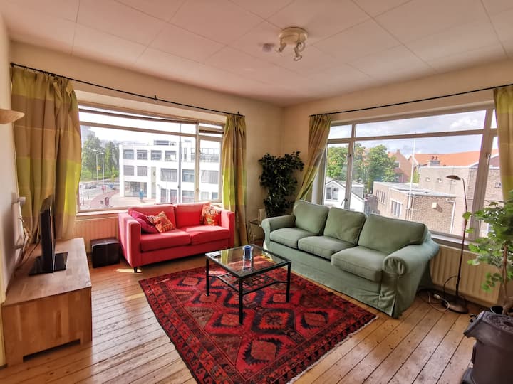 Just Stay - Homely Apt. Voorburg Station - Leiden