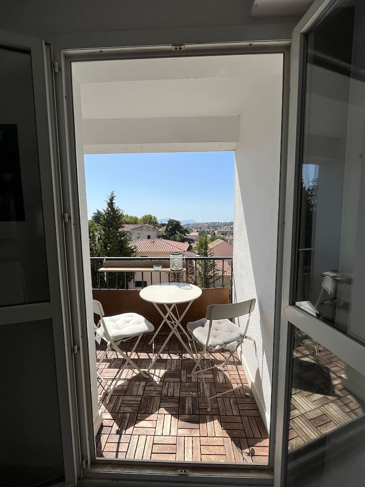 T3 Idéalement Situé Avec Balcon - Les Pennes-Mirabeau