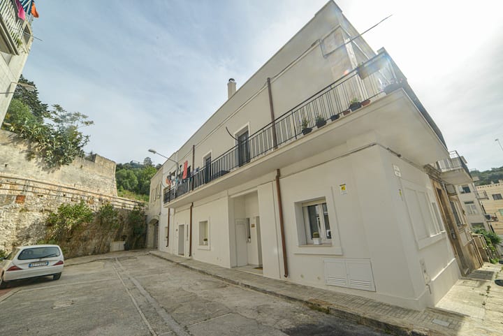 Centro Storico, Nuova, Comoda, 2 Bagni, Parcheggio - Ostuni