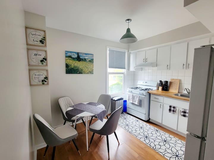 Women Only Suite  - Spacious & Stylish Room 1 - Toronto