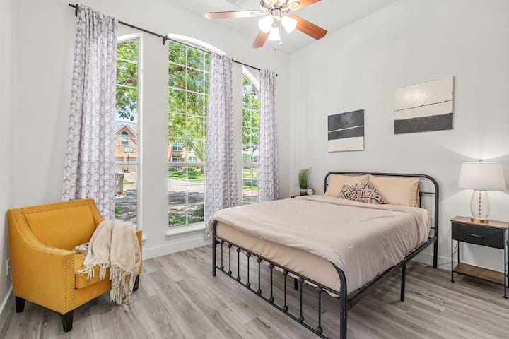 Lake Grapevine 4br | Fire Pit + Bbq Deck - 弗洛爾蒙特