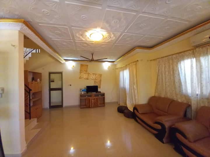 Confort Moderne : Villa à Saaba - Ouagadougou