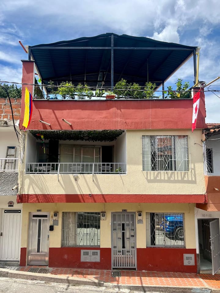 Apartamento Amoblado 3 Alcobas - Bello, Colombia