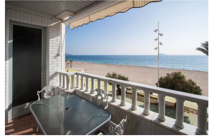 Apartamento En 1ª Línea Poniente - Benidorm