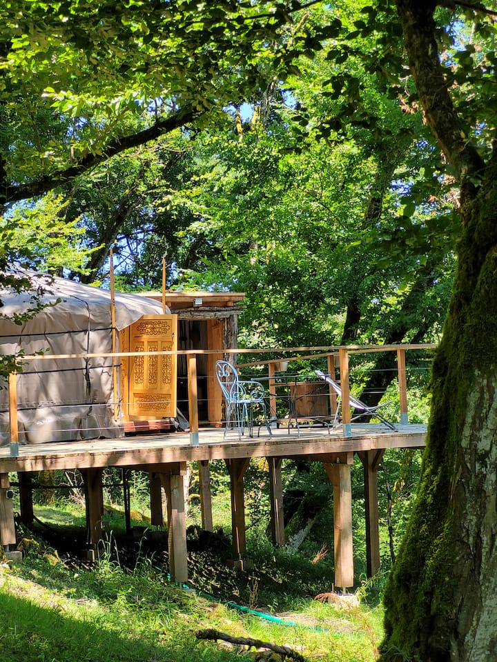 Yourte Artisanale En Corrèze - Collonges-la-Rouge
