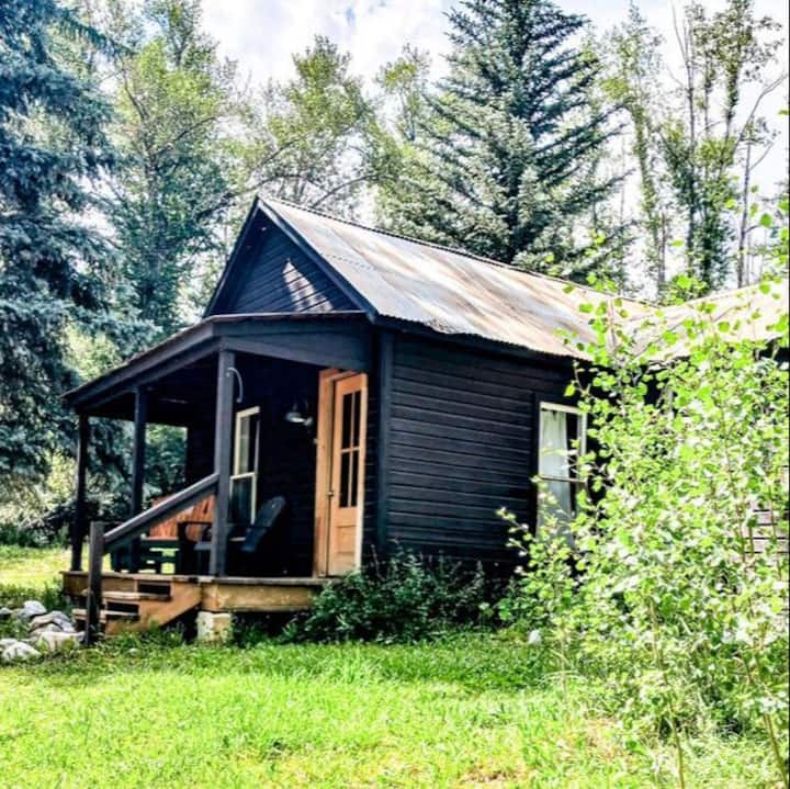 Elk Mountain Cabin, Beaver Lake Lodge: Cabin 10 - Devils Punch Bowl, Snowmass