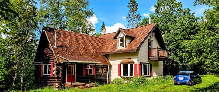 Magnifique Maison Rustique - Laurentides