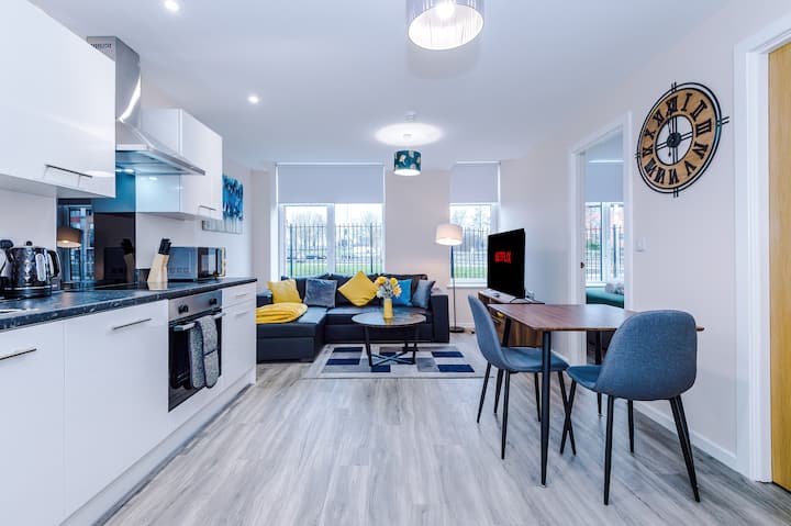 1 Bedroom Flat With Free Parking - Manchester