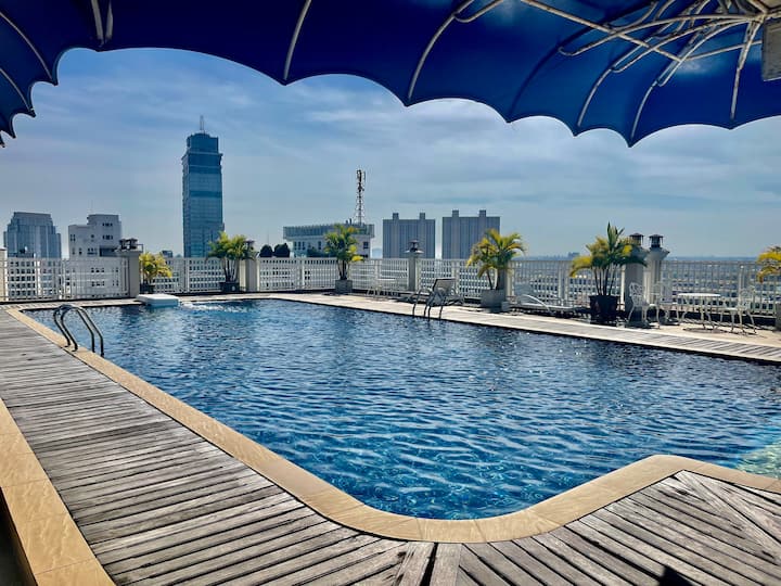 Serviced Apartment In Bkk1 Area (Royal Psl) - Phnom Penh