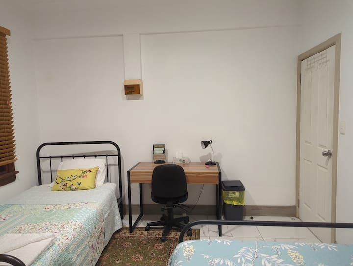 Spacious Darlington Double Room - Sydney
