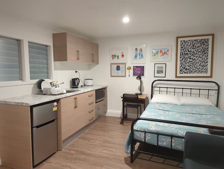 Spacious Studio Room Near Cbd - Surry Hills