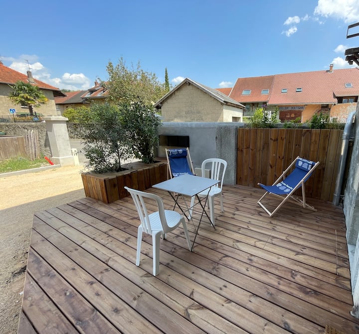 T2 Classé 3* Au Calme Avec Terrasse Et Parking - Aix-les-Bains
