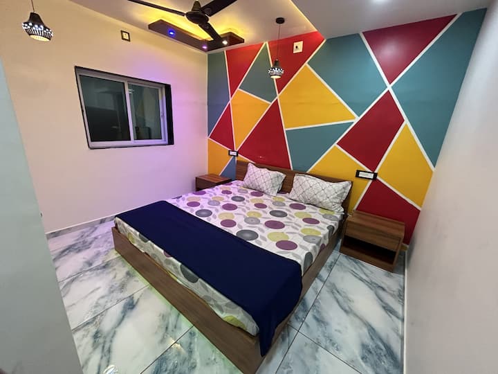 Mahadev (Non Ac Deluxe Room) - Nandurbar