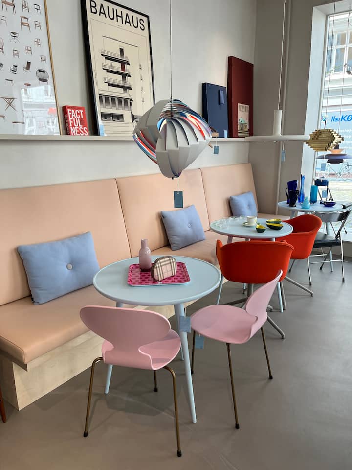 Bo I En Retro Shop - Copenaghen