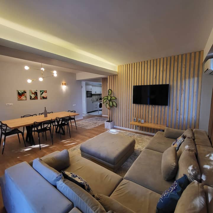 Apartament Elegant Cu Terasă - ブカレスト