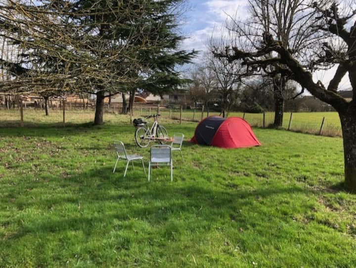 Place De Camping - Morestel