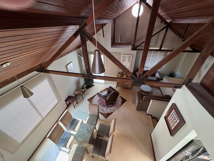 Casa Só Para Você, Em Rua Calma, Perto De Tudo - Curitiba