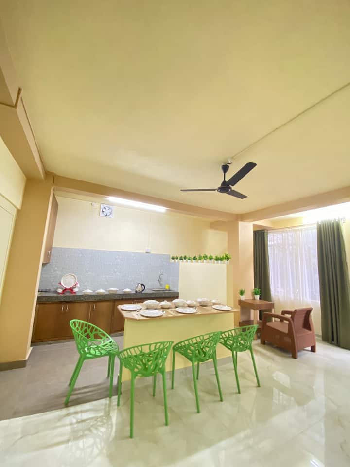 "Hilltop Villa"
Private Safe Space @ Shillong City - 실롱