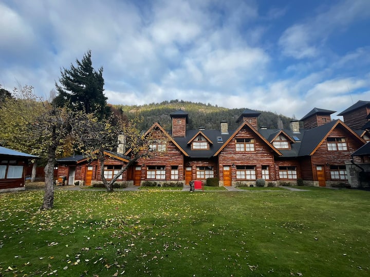 Cabaña Entera C/ Pileta Climatizada A Mts Del Lago - San Martin de los Andes