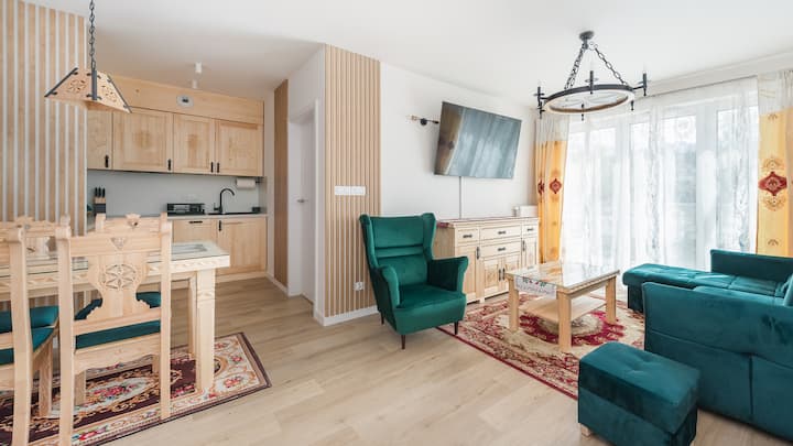 Zakopiańskie Apartamenty, Apartament 410 Sun&snow - Zakopane