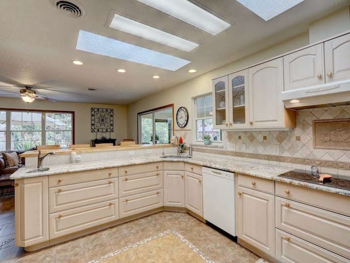 Vero Sanctuary Home - Vero Beach, FL