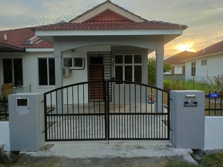Fatimah Homestay Kulim Hi Tech - Kulim