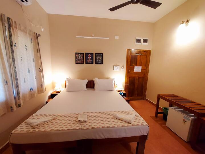 Ombodhi - Kumta (South Of Gokarna) Beach Side Room - Kumta