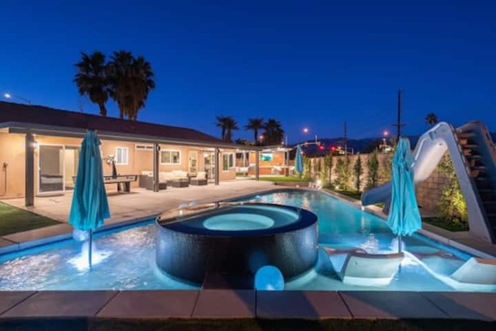 5bd/4bacoachella-palm Springs/sleeps Upto 21 - Indio, CA