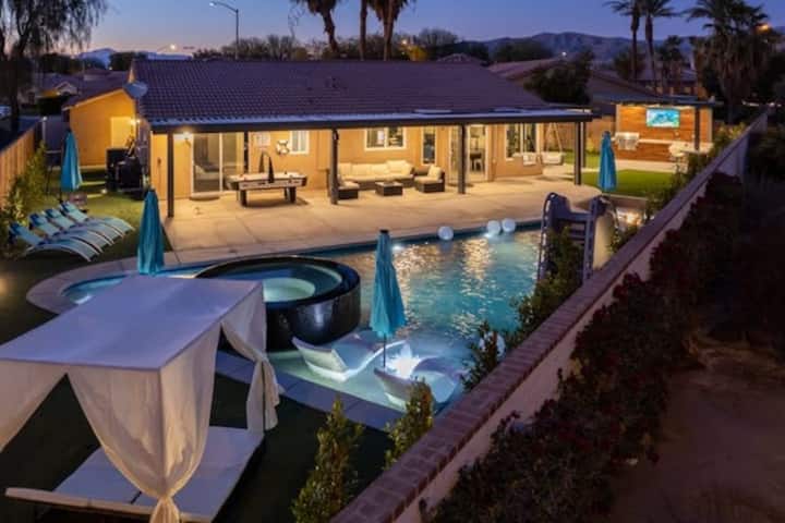 Entire Home 5bd/4bacoachella/sleeps Up To 21 - Indio, CA