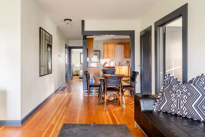 2br • Sleeps 6 • Perfect Location For Foodies - Portland, OR
