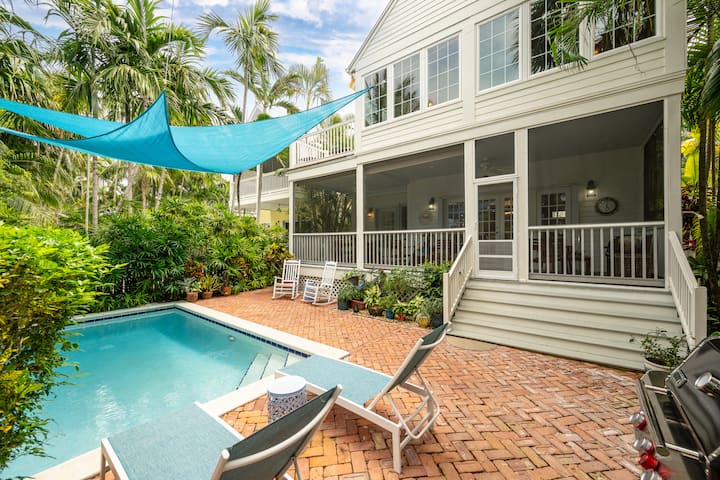 Escape To "Oasis On 18th" W/ A Private Heated Pool - 키웨스트