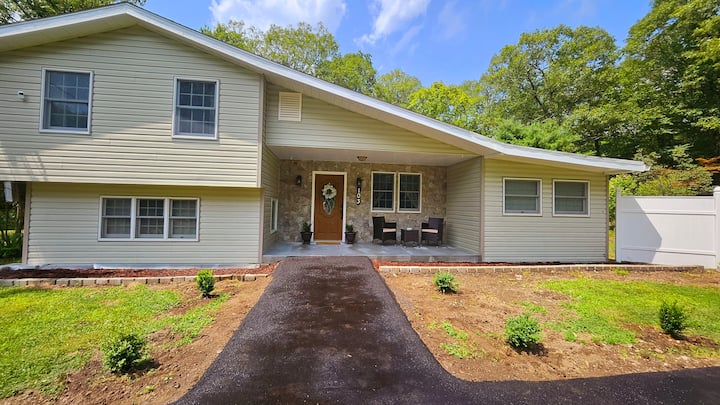 New Home In Athens - Hudson, NY
