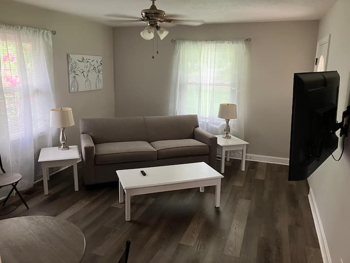 Cozy House Near Lakepoint - Cartersville, GA