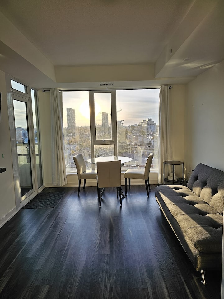New 1bdr Condo Queensway Toronto - Toronto
