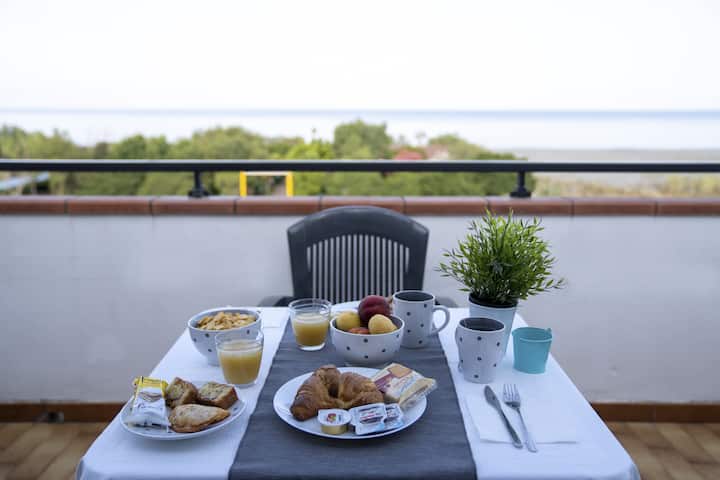 Queen's Bed & Breakfast - Diamante