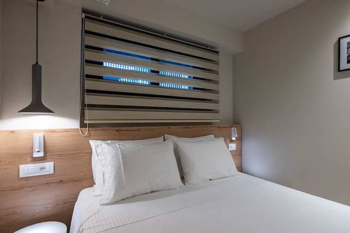 Semi-basement Apartment-asklipiou-kalamata Suites - Kalamata