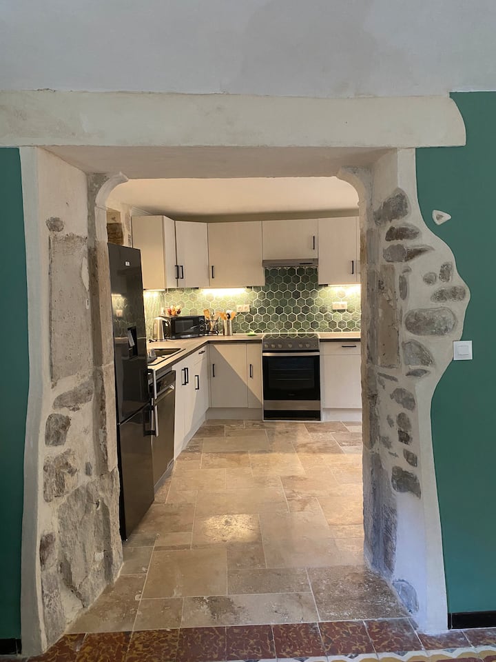 French Village Cottage - Gard