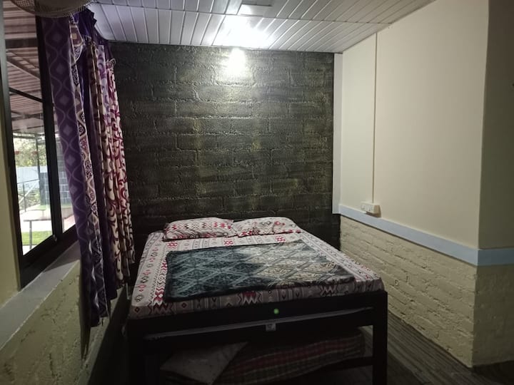 Picturesque Hut For Perfect Romantic Retreat - Masinagudi
