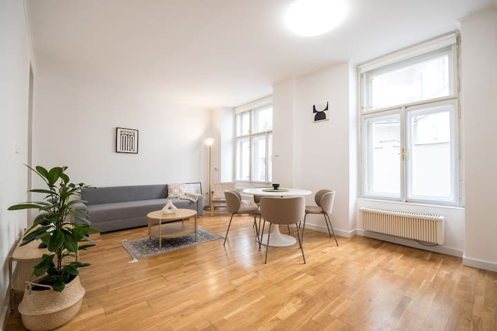 Chic Home In Old Town | Top Location + Fast Wi-fi - プラハ